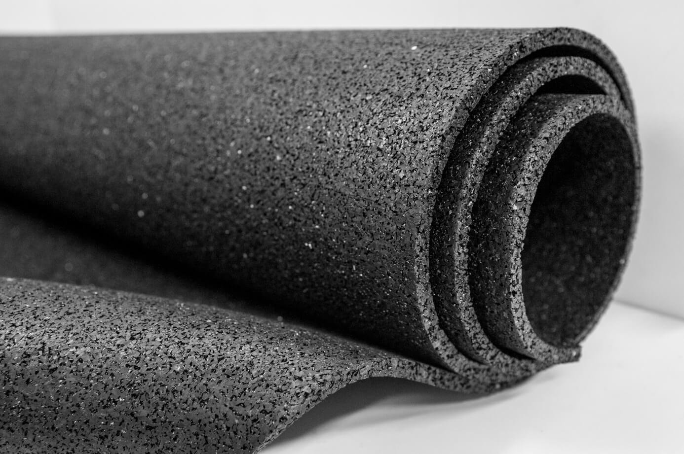 Mata gumowa z regranulatu 750kg/m3 5 mm SCP szerokość 1 m - sklepscp.pl